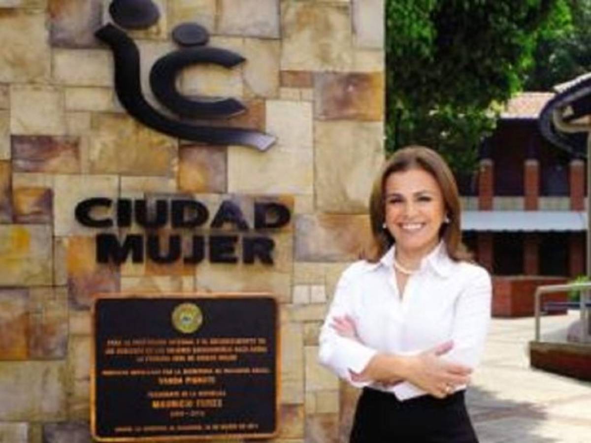 El Salvador: lanzan plan piloto de Ciudad Mujer Joven