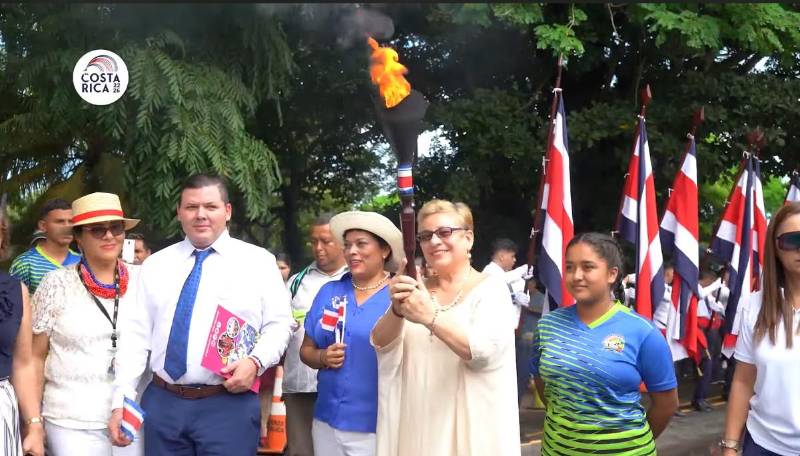 La Antorcha Centroamericana recorre Costa Rica y se puede seguir en ...